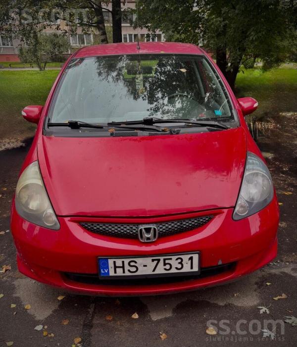 Хонда Джаз 2006 в Рига на AUTOMOTO.COM.LV Красный Хонда Джаз 2006 в Рига, объемом двигателя 1.30 л и пробегом 166 тыс. км за 1100 €, фото 1 на AUTOMOTO.COM.LV