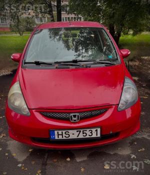 Red Honda Jazz 2006 in Riga, with an engine capacity of 1.30 L and mileage of 166 thousand km for 1100 €, photo  on AUTOMOTO.COM.LV