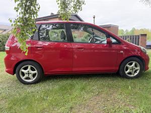 Red Honda Jazz 2007 in Siauliai, with an engine capacity of 1.20 L and mileage of 94 thousand km for 1900 €, photo 10 on AUTOMOTO.COM.LV