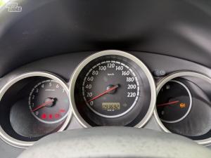 Red Honda Jazz 2007 in Siauliai, with an engine capacity of 1.20 L and mileage of 94 thousand km for 1900 €, photo 15 on AUTOMOTO.COM.LV