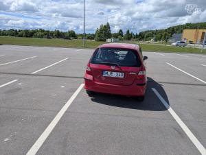 Sarkans Honda Jazz 2008 Klaipėda, ar dzinēja tilpumu 1.20 L un nobraukumu 298 tūkst. km par 999 €, foto 5 vietnē AUTOMOTO.COM.LV