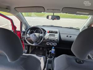 Sarkans Honda Jazz 2008 Klaipėda, ar dzinēja tilpumu 1.20 L un nobraukumu 298 tūkst. km par 999 €, foto 13 vietnē AUTOMOTO.COM.LV