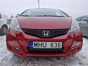 Sarkans Honda Jazz 2013 Viļņa, ar dzinēja tilpumu 1.34 L un nobraukumu 138 tūkst. km par 3950 €, foto 6 vietnē AUTOMOTO.COM.LV