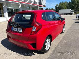 Sarkans Honda Jazz 2018 Jehvi, ar dzinēja tilpumu 1.30 L un nobraukumu 101 tūkst. km par 7000 €, foto 7 vietnē AUTOMOTO.COM.LV
