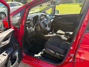 Sarkans Honda Jazz 2018 Jehvi, ar dzinēja tilpumu 1.30 L un nobraukumu 101 tūkst. km par 7000 €, foto 10 vietnē AUTOMOTO.COM.LV