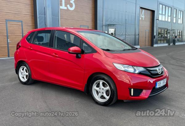 Honda Jazz 2018 Tallina vietnē Sarkans Honda Jazz 2018 Tallina, ar dzinēja tilpumu 1.30 L un nobraukumu 103 tūkst. km par 8490 €, foto 3 vietnē AUTOMOTO.COM.LV