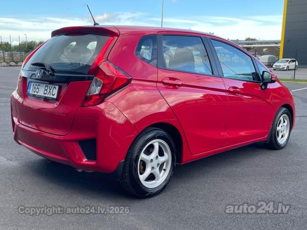Honda Jazz 2018 Tallina vietnē Sarkans Honda Jazz 2018 Tallina, ar dzinēja tilpumu 1.30 L un nobraukumu 103 tūkst. km par 8490 €, foto 5 vietnē AUTOMOTO.COM.LV