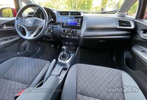 Sarkans Honda Jazz 2018 Tallina, ar dzinēja tilpumu 1.30 L un nobraukumu 103 tūkst. km par 8490 €, foto 11 vietnē AUTOMOTO.COM.LV
