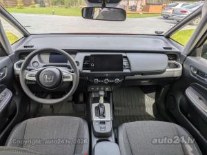 Red Honda Jazz 2021 in Tallinn, with an engine capacity of 1.50 L and mileage of 64 thousand km for 17800 €, photo 9 on AUTOMOTO.COM.LV