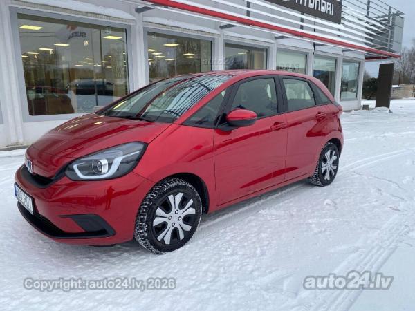 Red Honda Jazz 2022 in Johvi, with an engine capacity of 1.50 L and mileage of 61 thousand km for 16900 €, photo 2 on AUTOMOTO.COM.LV