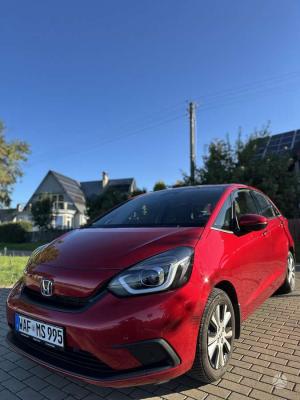 Sarkans Honda Jazz 2022 Vievis, ar dzinēja tilpumu 1.50 L un nobraukumu 25 tūkst. km par 17800 €, foto 4 vietnē AUTOMOTO.COM.LV