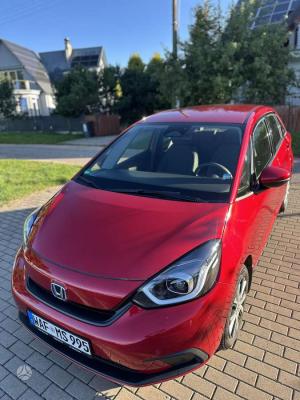 Sarkans Honda Jazz 2022 Vievis, ar dzinēja tilpumu 1.50 L un nobraukumu 25 tūkst. km par 17800 €, foto 8 vietnē AUTOMOTO.COM.LV
