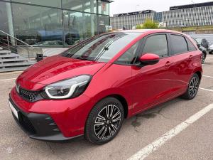 Red Honda Jazz 2026 in Vilnius, with an engine capacity of 1.50 L and mileage of 0 thousand km for 24990 €, photo 3 on AUTOMOTO.COM.LV