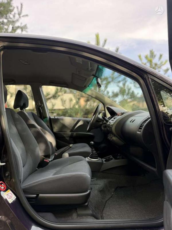 Violets Honda Jazz 2007 Viļņa, ar dzinēja tilpumu 1.24 L un nobraukumu 245 tūkst. km par 2250 €, foto 11 vietnē AUTOMOTO.COM.LV