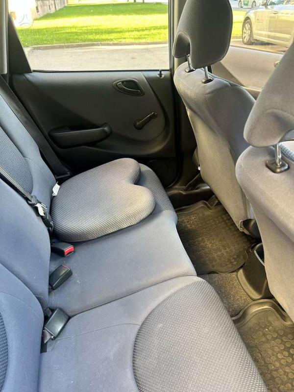 Violets Honda Jazz 2007 Kauņa, ar dzinēja tilpumu 1.25 L un nobraukumu 185 tūkst. km par 1800 €, foto 4 vietnē AUTOMOTO.COM.LV