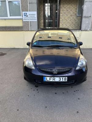 Violet Honda Jazz 2007 in Kaunas, with an engine capacity of 1.25 L and mileage of 185 thousand km for 1800 €, photo 5 on AUTOMOTO.COM.LV