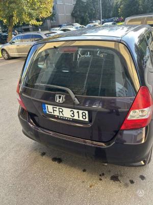 Violet Honda Jazz 2007 in Kaunas, with an engine capacity of 1.25 L and mileage of 185 thousand km for 1800 €, photo 7 on AUTOMOTO.COM.LV
