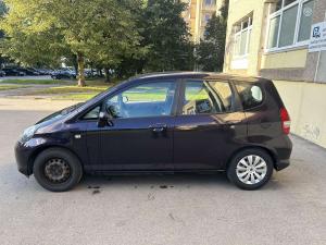 Violet Honda Jazz 2007 in Kaunas, with an engine capacity of 1.25 L and mileage of 185 thousand km for 1800 €, photo 8 on AUTOMOTO.COM.LV