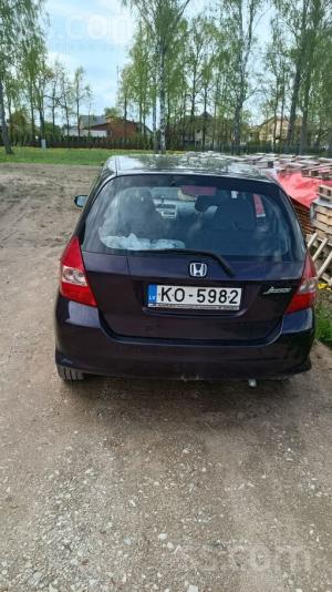 Violets Honda Jazz 2008 Valmiera, ar dzinēja tilpumu 1.40 L un nobraukumu 285 tūkst. km par 1550 €, foto 2 vietnē AUTOMOTO.COM.LV