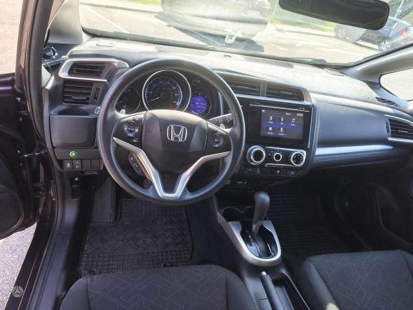 Хонда Джаз 2016 в Вильнюс на AUTOMOTO.COM.LV Фиолетовый Хонда Джаз 2016 в Вильнюс, объемом двигателя 1.50 л и пробегом 110 тыс. км за 9999 €, фото 10 на AUTOMOTO.COM.LV