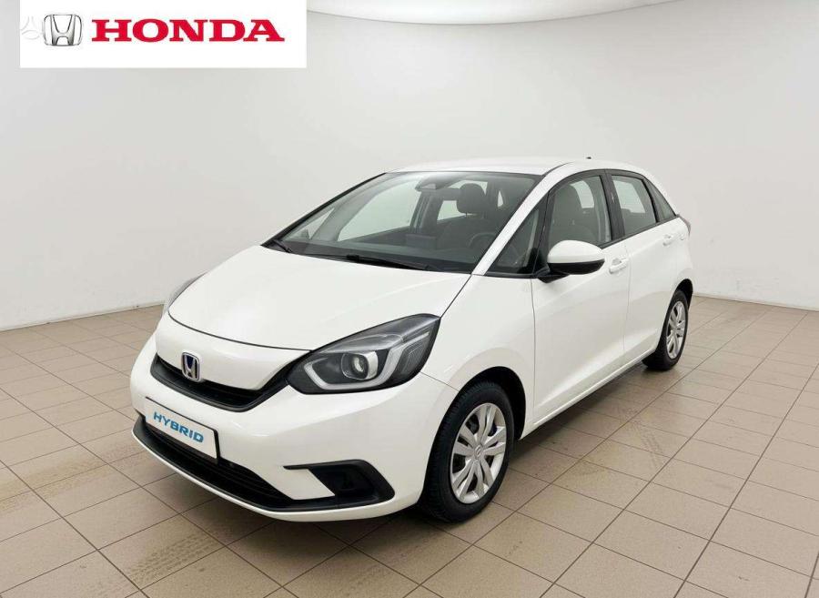 White Honda Jazz 2020 in Klaipeda, with an engine capacity of 1.50 L and mileage of 113 thousand km for 14890 €, photo 3 on AUTOMOTO.COM.LV