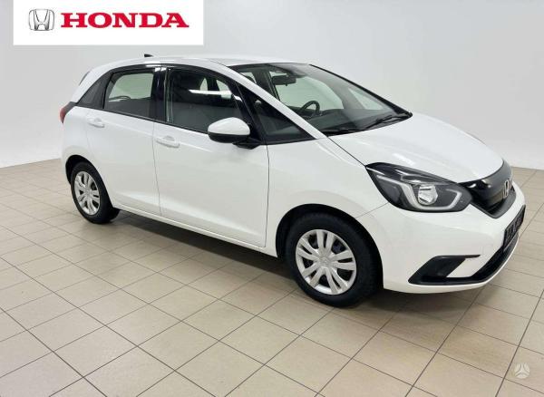 White Honda Jazz 2020 in Klaipeda, with an engine capacity of 1.50 L and mileage of 113 thousand km for 14890 €, photo 5 on AUTOMOTO.COM.LV