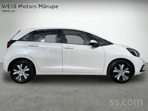 Белый Хонда Джаз 2022 в Рига, объемом двигателя 1.50 л и пробегом 54 тыс. км за 15990 €, фото 17 на AUTOMOTO.COM.LV