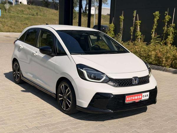 Balts Honda Jazz 2023 Viļņa, ar dzinēja tilpumu 1.50 L un nobraukumu 123 tūkst. km par 19200 €, foto 5 vietnē AUTOMOTO.COM.LV