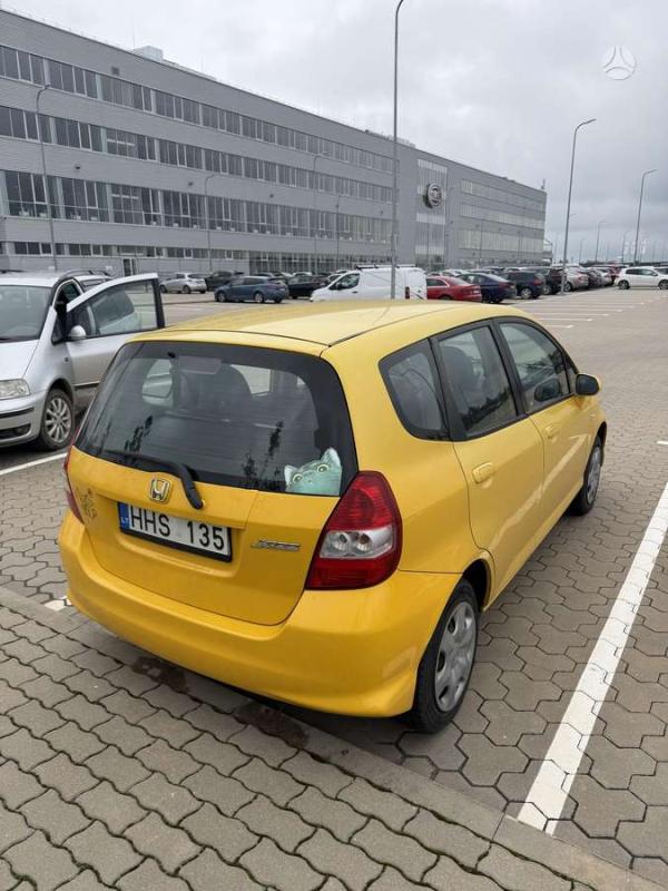 Dzeltens Honda Jazz 2006 Kauņa, ar dzinēja tilpumu 1.24 L un nobraukumu 285 tūkst. km par 549 €, foto 7 vietnē AUTOMOTO.COM.LV