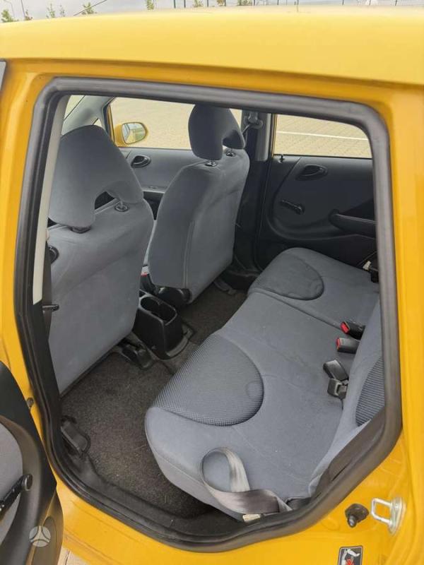Dzeltens Honda Jazz 2006 Kauņa, ar dzinēja tilpumu 1.24 L un nobraukumu 285 tūkst. km par 549 €, foto 10 vietnē AUTOMOTO.COM.LV