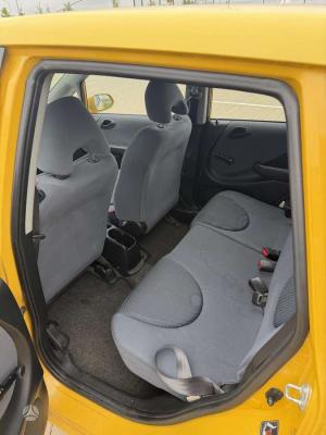 Dzeltens Honda Jazz 2006 Kauņa, ar dzinēja tilpumu 1.24 L un nobraukumu 285 tūkst. km par 549 €, foto 10 vietnē AUTOMOTO.COM.LV