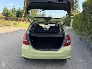 Yellow Honda Jazz 2008 in Vilnius, with an engine capacity of 1.34 L and mileage of 150 thousand km for 2850 €, photo 8 on AUTOMOTO.COM.LV
