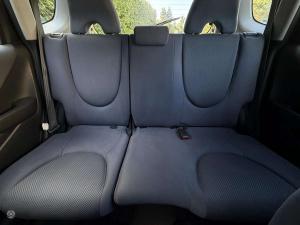 Yellow Honda Jazz 2008 in Vilnius, with an engine capacity of 1.34 L and mileage of 150 thousand km for 2850 €, photo 18 on AUTOMOTO.COM.LV