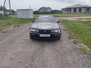 Black Honda Legend 1991 in Vilnius, with an engine capacity of 3.21 L and mileage of 313 thousand km for 4500 €, photo 7 on AUTOMOTO.COM.LV