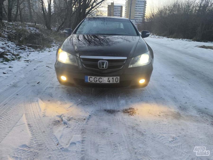 Melns Honda Legend 2007 Viļņa, ar dzinēja tilpumu 3.50 L un nobraukumu 460 tūkst. km par 1900 €, foto 2 vietnē AUTOMOTO.COM.LV