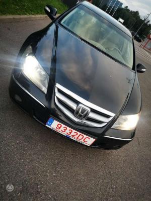 Melns Honda Legend 2007 Kauņa, ar dzinēja tilpumu 3.50 L un nobraukumu 591 tūkst. km par 1300 €, foto 7 vietnē AUTOMOTO.COM.LV