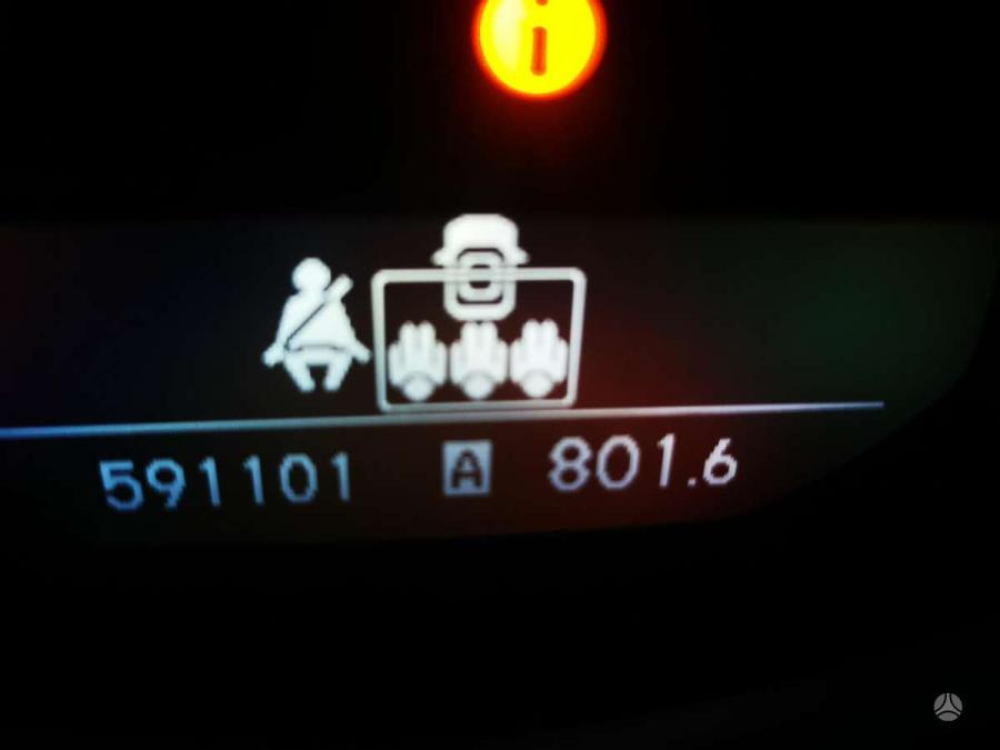 Melns Honda Legend 2007 Kauņa, ar dzinēja tilpumu 3.50 L un nobraukumu 591 tūkst. km par 1300 €, foto 25 vietnē AUTOMOTO.COM.LV