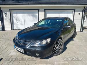 Melns Honda Legend 2008 Rapla, ar dzinēja tilpumu 3.50 L un nobraukumu 225 tūkst. km par 4900 €, foto 4 vietnē AUTOMOTO.COM.LV