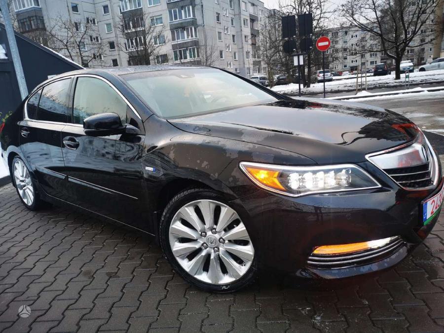 Black Honda Legend 2017 in Vilnius, with an engine capacity of 3.50 L and mileage of 65 thousand km for 18800 €, photo 9 on AUTOMOTO.COM.LV