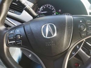 Black Honda Legend 2017 in Vilnius, with an engine capacity of 3.50 L and mileage of 95 thousand km for 17700 €, photo 17 on AUTOMOTO.COM.LV