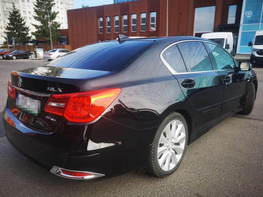 Black Honda Legend 2017 in Vilnius, with an engine capacity of 3.50 L and mileage of 95 thousand km for 17700 €, photo 21 on AUTOMOTO.COM.LV