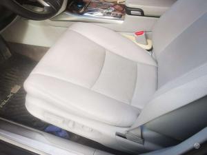 Black Honda Legend 2017 in Vilnius, with an engine capacity of 3.50 L and mileage of 95 thousand km for 17700 €, photo 30 on AUTOMOTO.COM.LV
