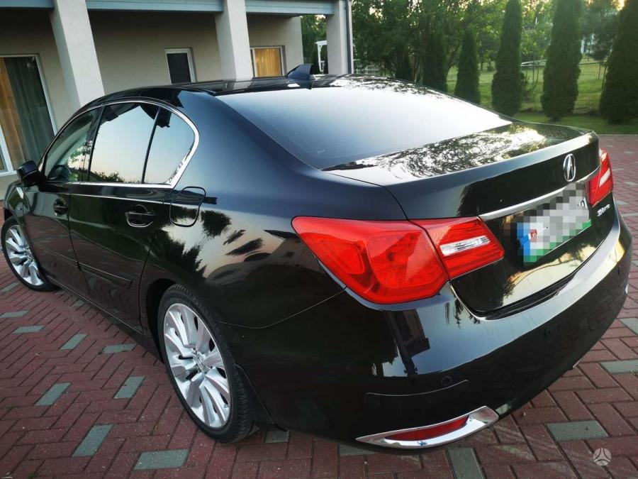 Black Honda Legend 2017 in Vilnius, with an engine capacity of 3.50 L and mileage of 66 thousand km for 17700 €, photo 1 on AUTOMOTO.COM.LV