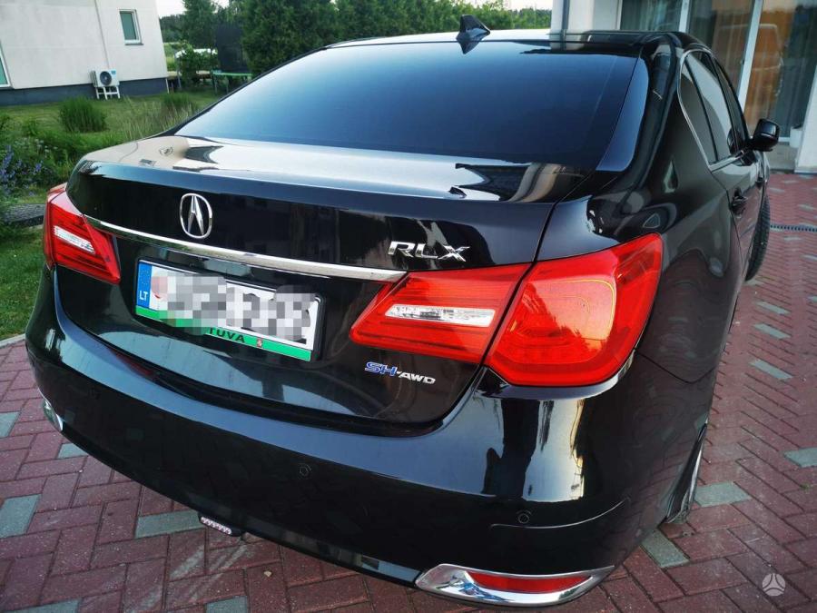 Black Honda Legend 2017 in Vilnius, with an engine capacity of 3.50 L and mileage of 66 thousand km for 17700 €, photo 6 on AUTOMOTO.COM.LV