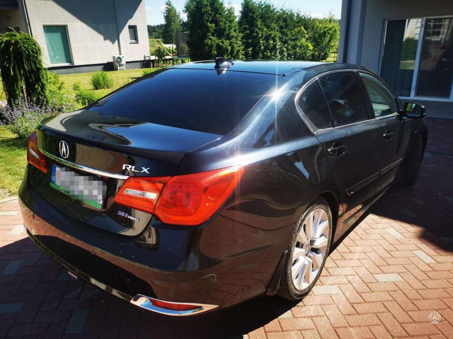 Black Honda Legend 2017 in Vilnius, with an engine capacity of 3.50 L and mileage of 66 thousand km for 17700 €, photo 9 on AUTOMOTO.COM.LV