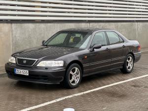 Brown Honda Legend 1997 in Siauliai, with an engine capacity of 3.50 L and mileage of 303 thousand km for 2000 €, photo 4 on AUTOMOTO.COM.LV