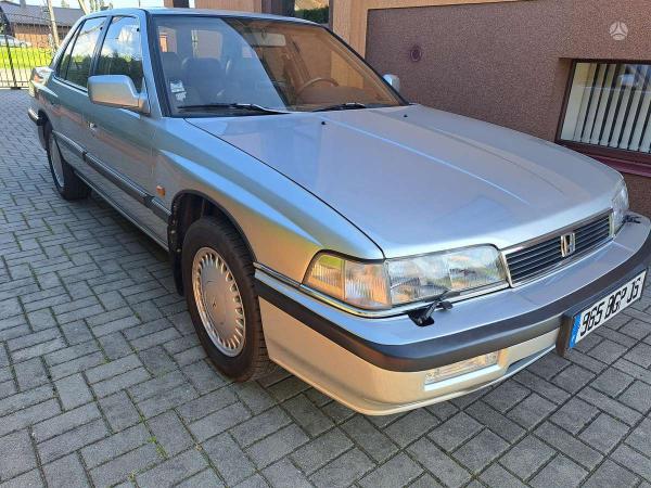 Grey Honda Legend 1991 in Taurage, with an engine capacity of 2.70 L and mileage of 59 thousand km for 4900 €, photo 5 on AUTOMOTO.COM.LV