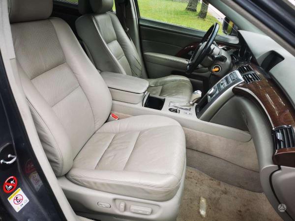 Pelēks Honda Legend 2007 Viļņa, ar dzinēja tilpumu 3.50 L un nobraukumu 267 tūkst. km par 4990 €, foto 6 vietnē AUTOMOTO.COM.LV