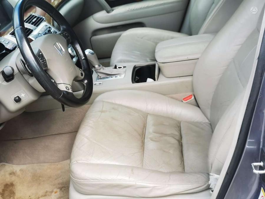 Pelēks Honda Legend 2007 Viļņa, ar dzinēja tilpumu 3.50 L un nobraukumu 267 tūkst. km par 4990 €, foto 10 vietnē AUTOMOTO.COM.LV