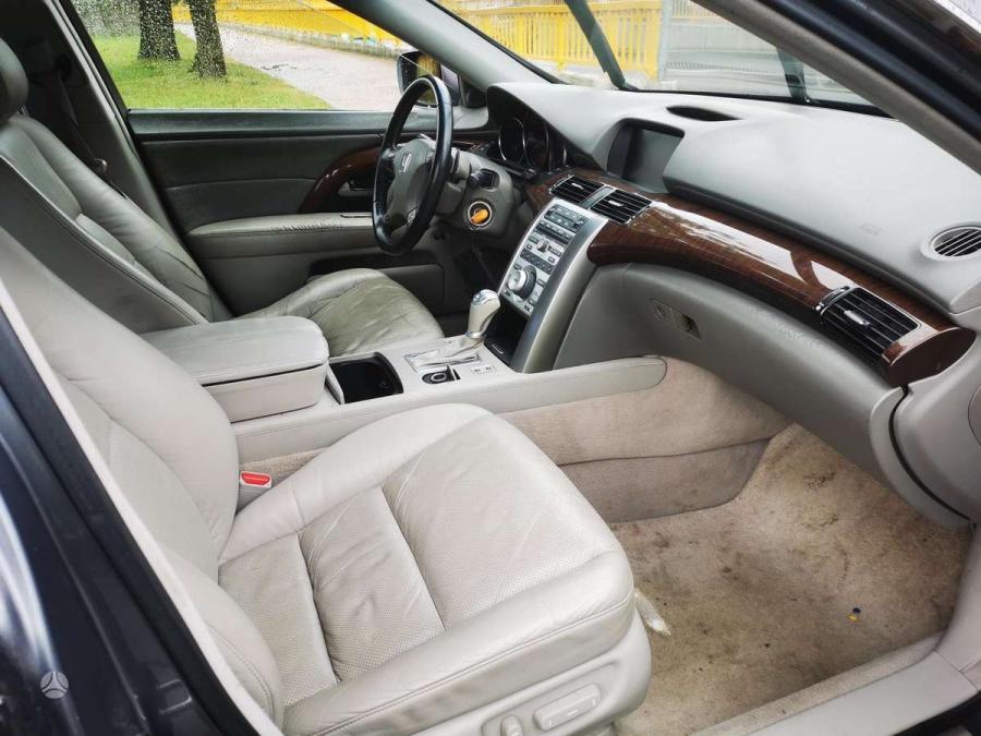 Pelēks Honda Legend 2007 Viļņa, ar dzinēja tilpumu 3.50 L un nobraukumu 267 tūkst. km par 4990 €, foto 12 vietnē AUTOMOTO.COM.LV